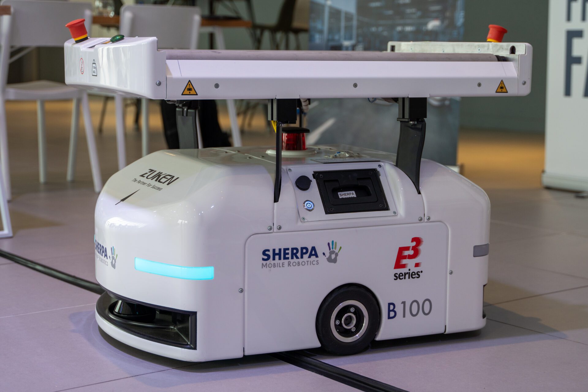 Advancing Mobile Robotics Applications - Zuken EN